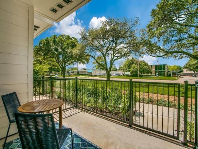 2 bedroom, Houston TX 77092 LS39698280