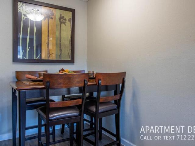 2 bedroom, Houston TX 77096 77327111