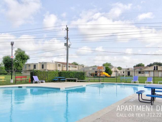 2 bedroom, Houston TX 77099 77330840