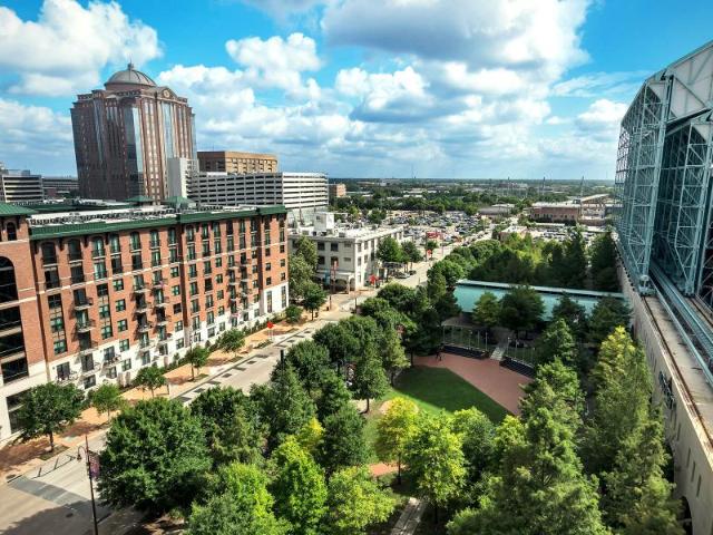 2 bedroom, Houston TX 77002 LS38789653
