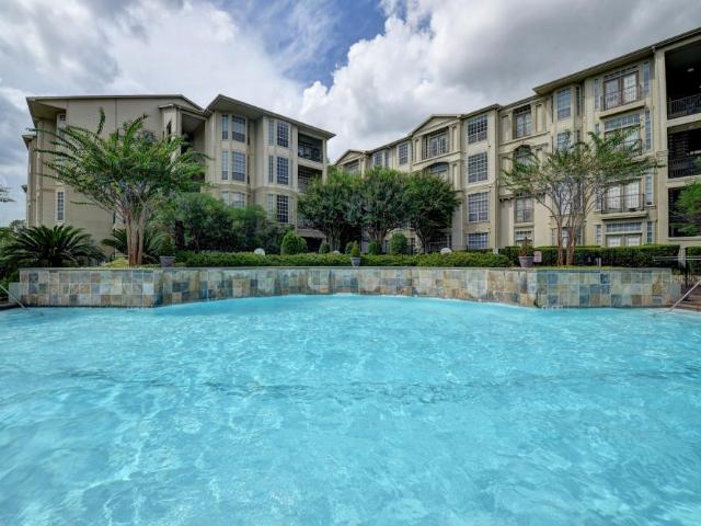 2 bedroom, Houston TX 77007 38984399