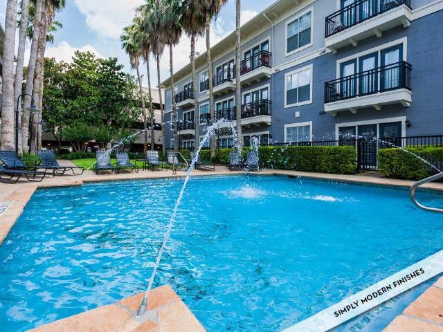 2 bedroom, Houston TX 77006 LS38874221