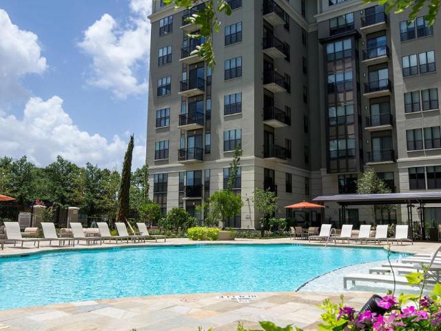 2 bedroom, Houston TX 77006 LS38870355