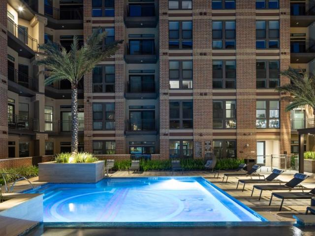 2 bedroom, Houston TX 77008 39683468