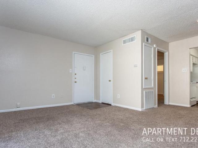 2 bedroom, Houston TX 77013 77327863