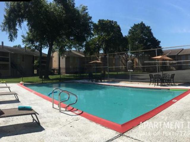 2 bedroom, Houston TX 77015 77325637