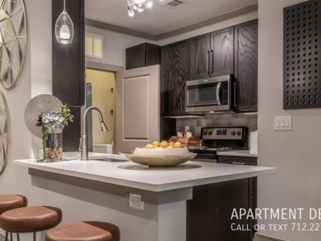 2 bedroom, Houston TX 77019 LS77321437