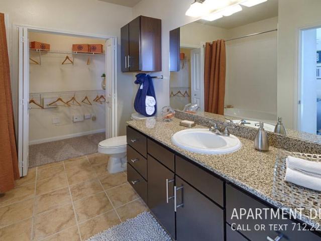 2 bedroom, Houston TX 77024 LS77321626