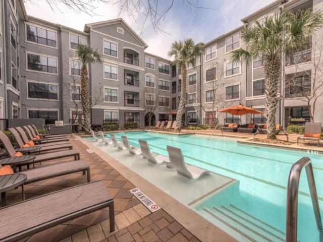 2 bedroom, Houston TX 77025 38956094