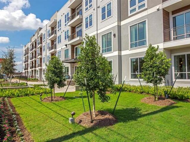 2 bedroom, Houston TX 77025 39687951