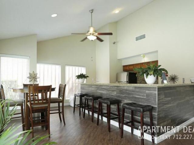 2 bedroom, Houston TX 77038 77329283