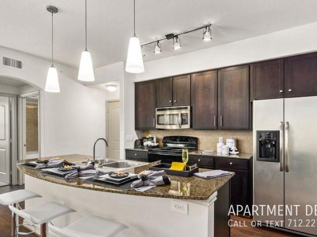 2 bedroom, Houston TX 77339 77327267