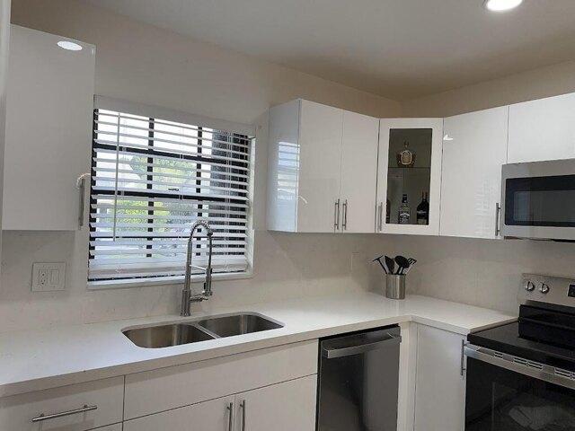 2 bedroom, Hobe Sound FL 33455 88686920