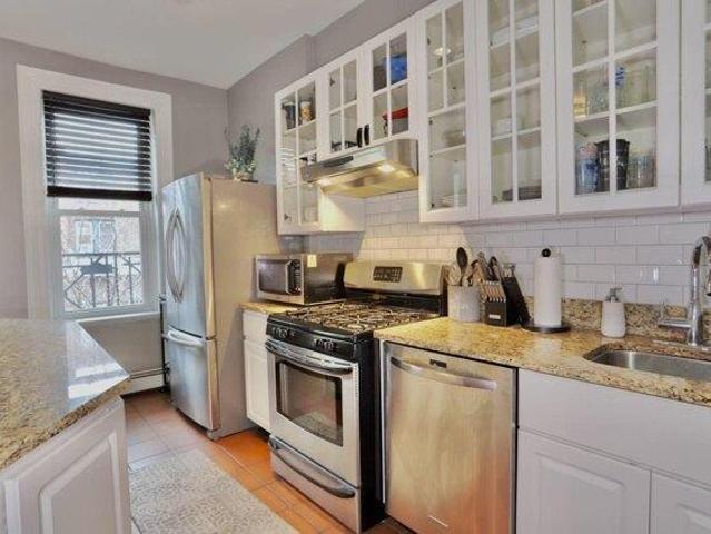 2 bedroom, Hoboken NJ 07030 101998712