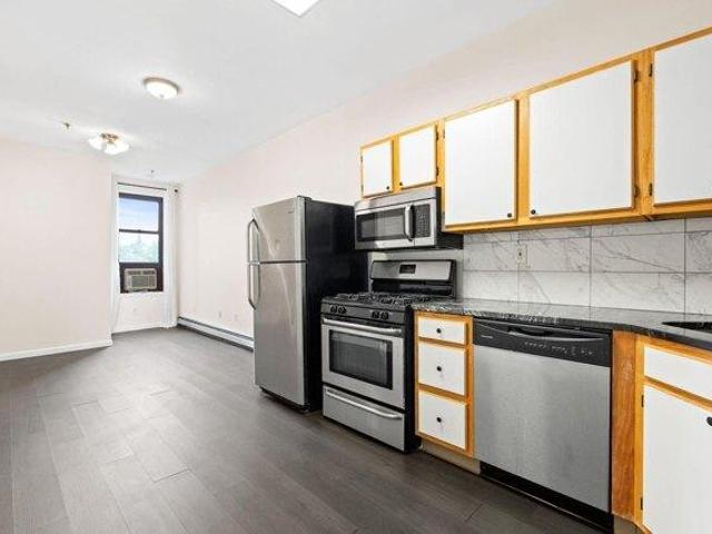 2 bedroom, Hoboken NJ 07030 104831361