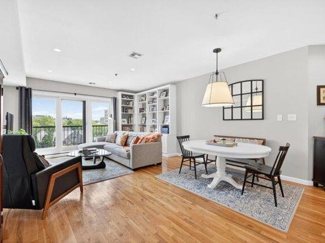2 bedroom, Hoboken NJ 07030 104265712