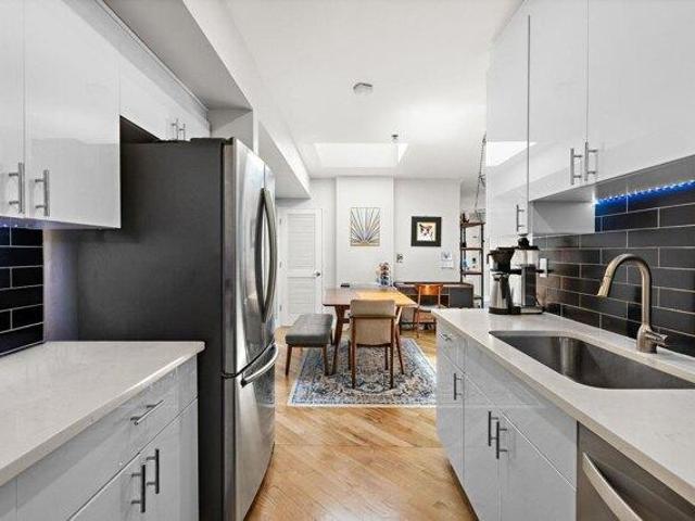 2 bedroom, Hoboken NJ 07030 105127380