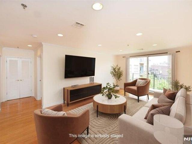 2 bedroom, Hoboken NJ 07030 105315630