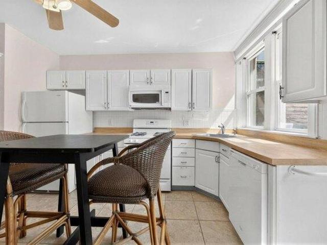 2 bedroom, Hoboken NJ 07030 LS102477476