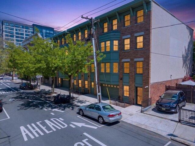 2 bedroom, Hoboken NJ 07030 LS102478197