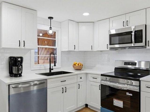 2 bedroom, Holbrook MA 02343 LS102409942
