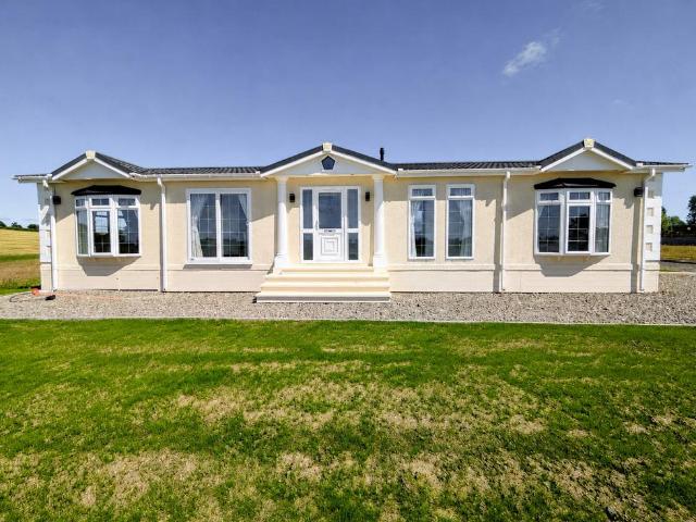 2 bedroom holiday lodge for sale