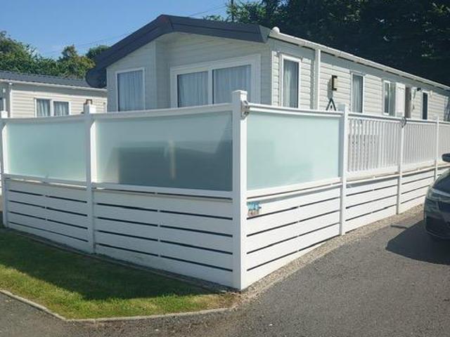2 bedroom holiday lodge for sale
