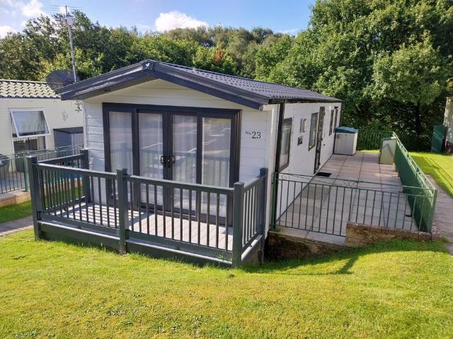 2 bedroom holiday lodge for sale
