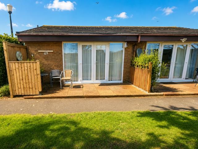 2 bedroom holiday park home for sale
