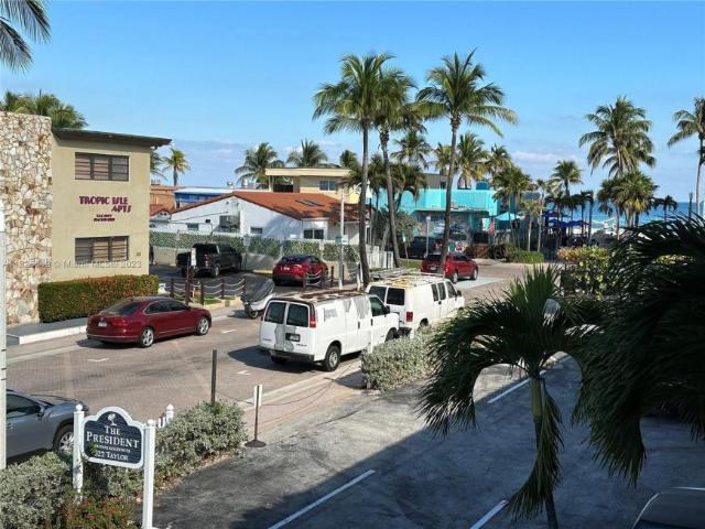 2 bedroom, Hollywood Fl FL 33019 102661069