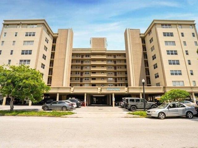 2 bedroom, Hollywood FL 33020 104899751