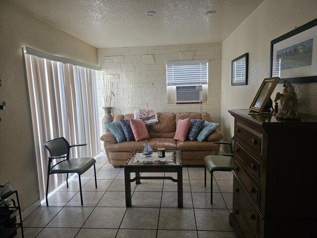 2 bedroom, Hollywood FL 33020 104899778