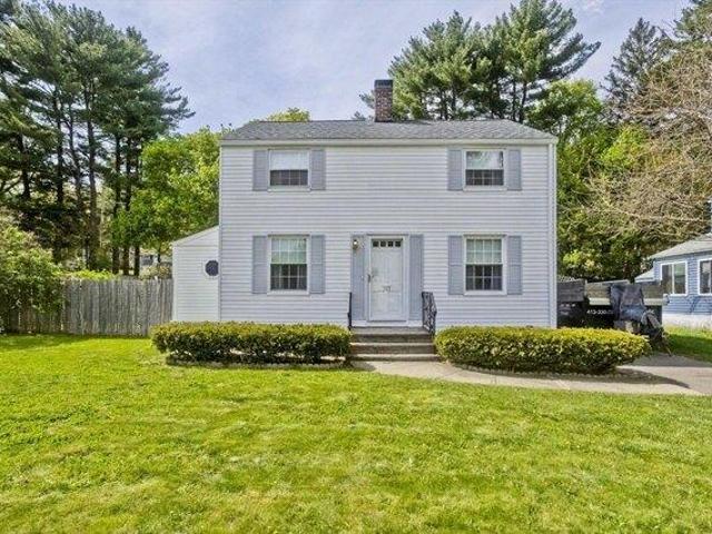 2 bedroom, Holyoke MA 01040 102255870
