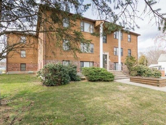2 bedroom, Holyoke MA 01040 102318659