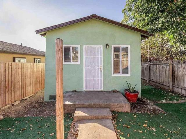 2 Bedroom Home for Rent at 4039 National Ave, San Diego, CA 92113 Southcrest