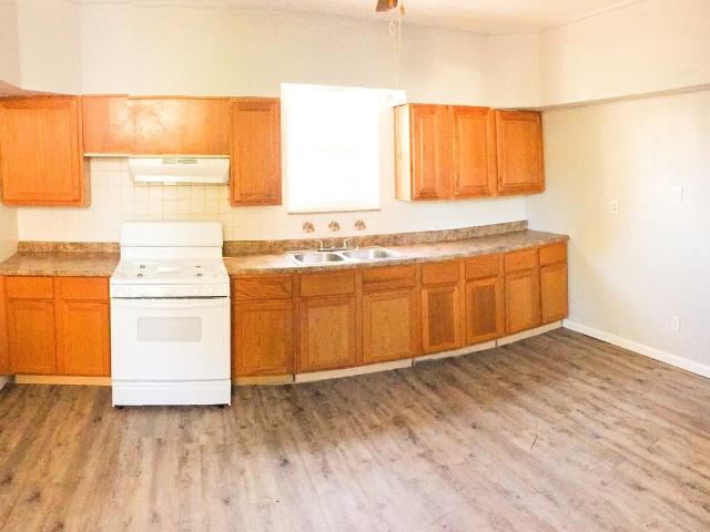 2 Bedroom Home for Rent at 4171 Schiller Pl, St. Louis, MO 63116 Bevo Mill
