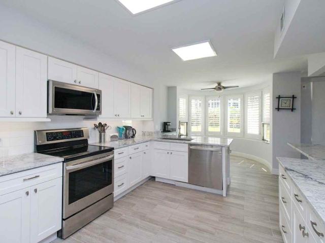 2 Bedroom Home for Rent at 4251 Gulf Shore Blvd N #PL, Naples, FL 34103 Park Shore