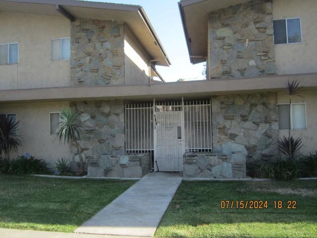 2 Bedroom Home for Rent at 4314 University Ave #12, Riverside, CA 92501 Downtown Riverside