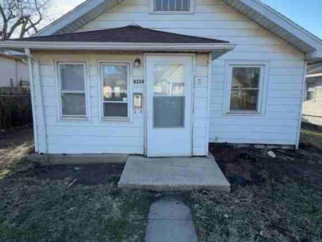 2 Bedroom Home for Rent at 4334 Hickory Ave, Hammond, IN 46327