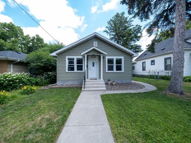 2 Bedroom Home for Rent at 4339 Blaisdell Ave #1, Minneapolis, MN 55409 Kingfield