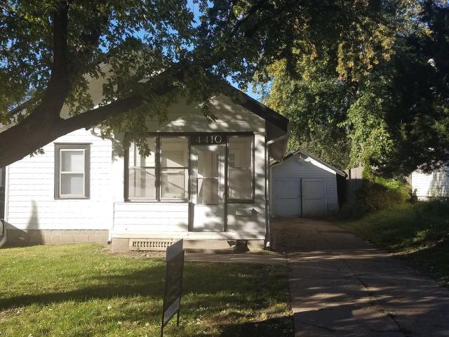 2 Bedroom Home for Rent at 4410 Cass St, Omaha, NE 68131 Joslyn Castle