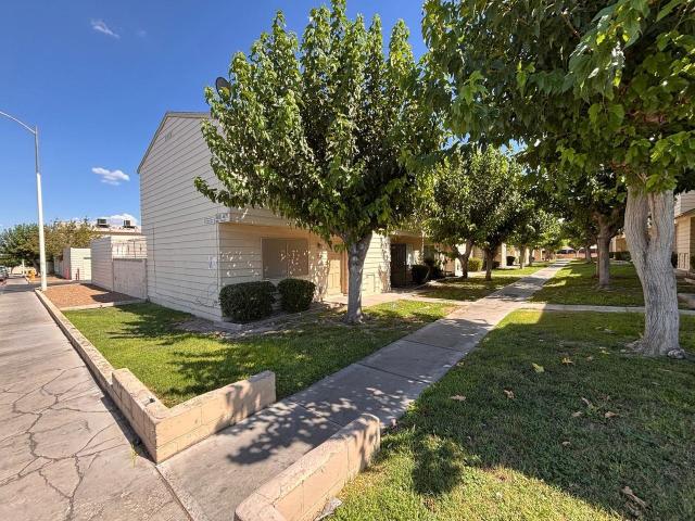 2 Bedroom Home for Rent at 4651 Mill Valley Dr, Las Vegas, NV 89120