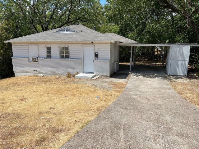 2 Bedroom Home for Rent at 4716 Littlepage St, Fort Worth, TX 76107