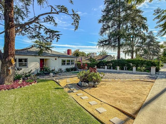 2 Bedroom Home for Rent at 484 N Sierra Madre Blvd, Pasadena, CA 91107 Daisy Villa