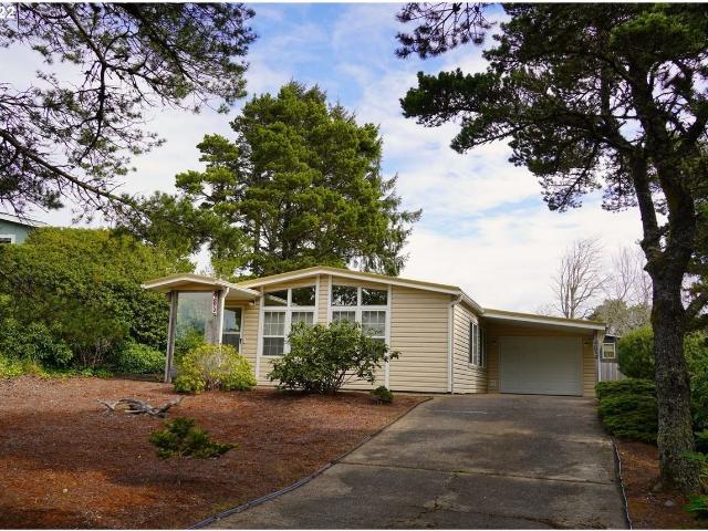 2 Bedroom Home for Rent at 485 Myeena Loop #NA, Florence, OR 97439