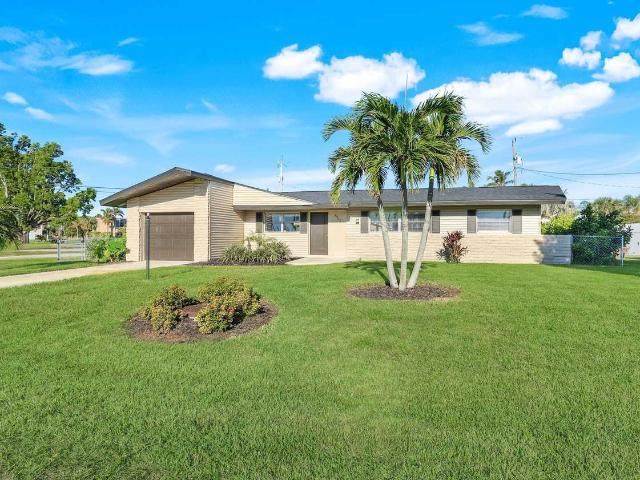 2 Bedroom Home for Rent at 4903 Edith Esplanade, Cape Coral, FL 33904 Caloosahatchee
