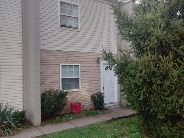 2 Bedroom Home for Rent at 4 Poplar St #1, Elmwood Place, OH 45216 Elmwood Place