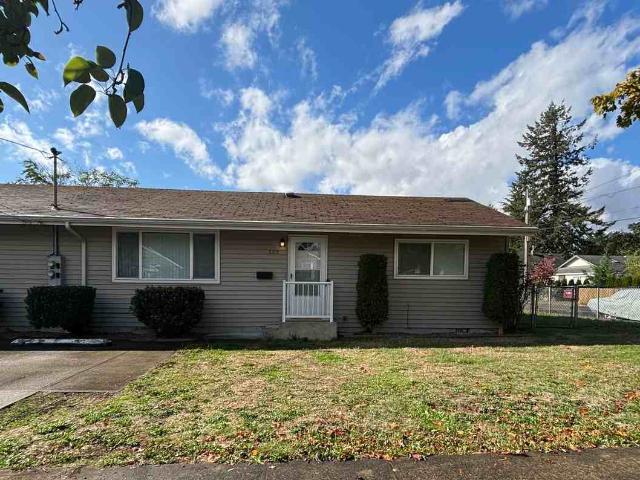 2 Bedroom Home for Rent at 5109 Se 84th Ave, Portland, OR 97266 Lents