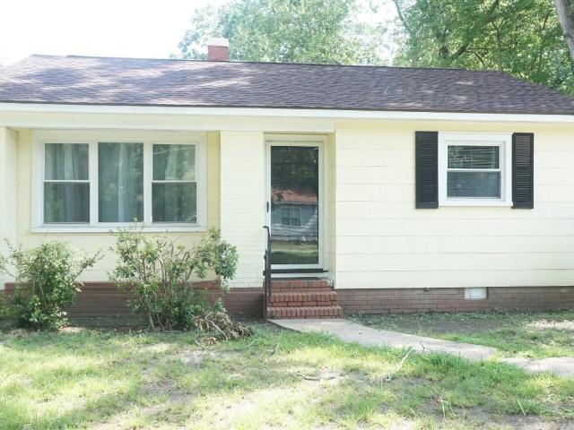 2 Bedroom Home for Rent at 5103 Catalpa Rd, Fayetteville, NC 28304 Douglas Byrd