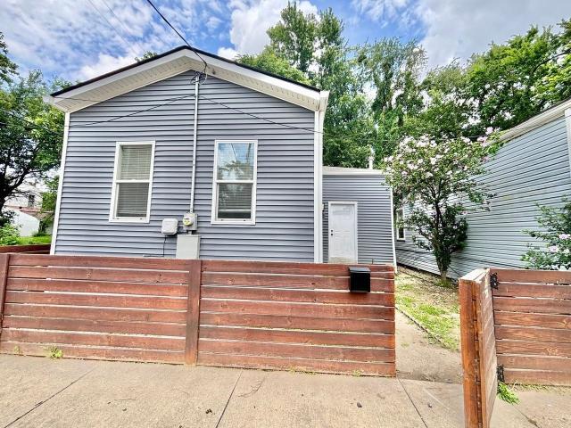 2 Bedroom Home for Rent at 513 S 24th St, Louisville, KY 40211 Russell